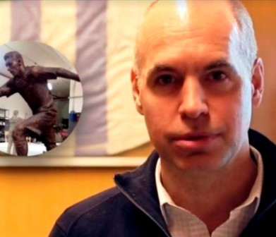 "Como fanático del fútbol, Lio, te pido por favor que no renuncies ...