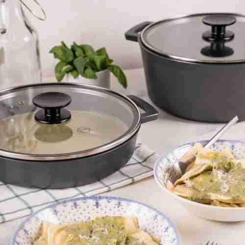 Essen presentó una edición limitada Platino de la Línea Básica Nuit ...