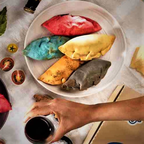 Pico ofrece empanadas no convencionales inspiradas en ciudades de todo ...